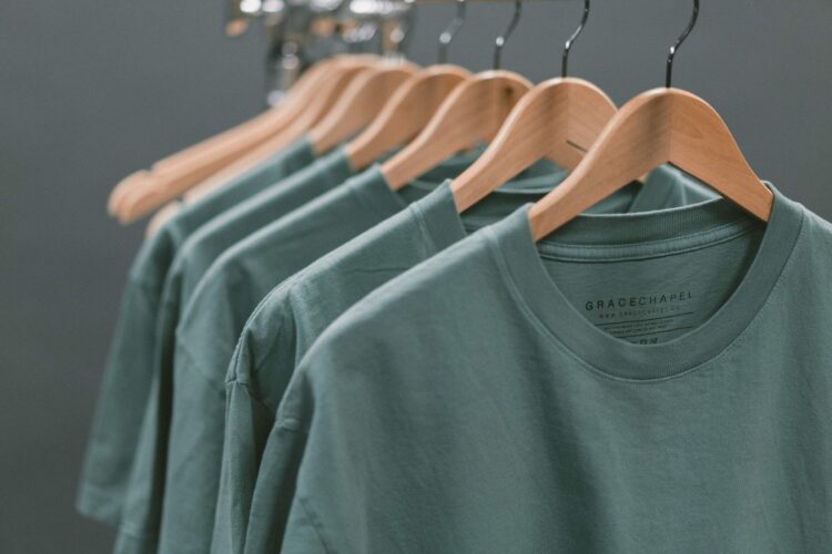 A Guide For Labeling Your Clothes In The Fashion Industry - Hi Boox