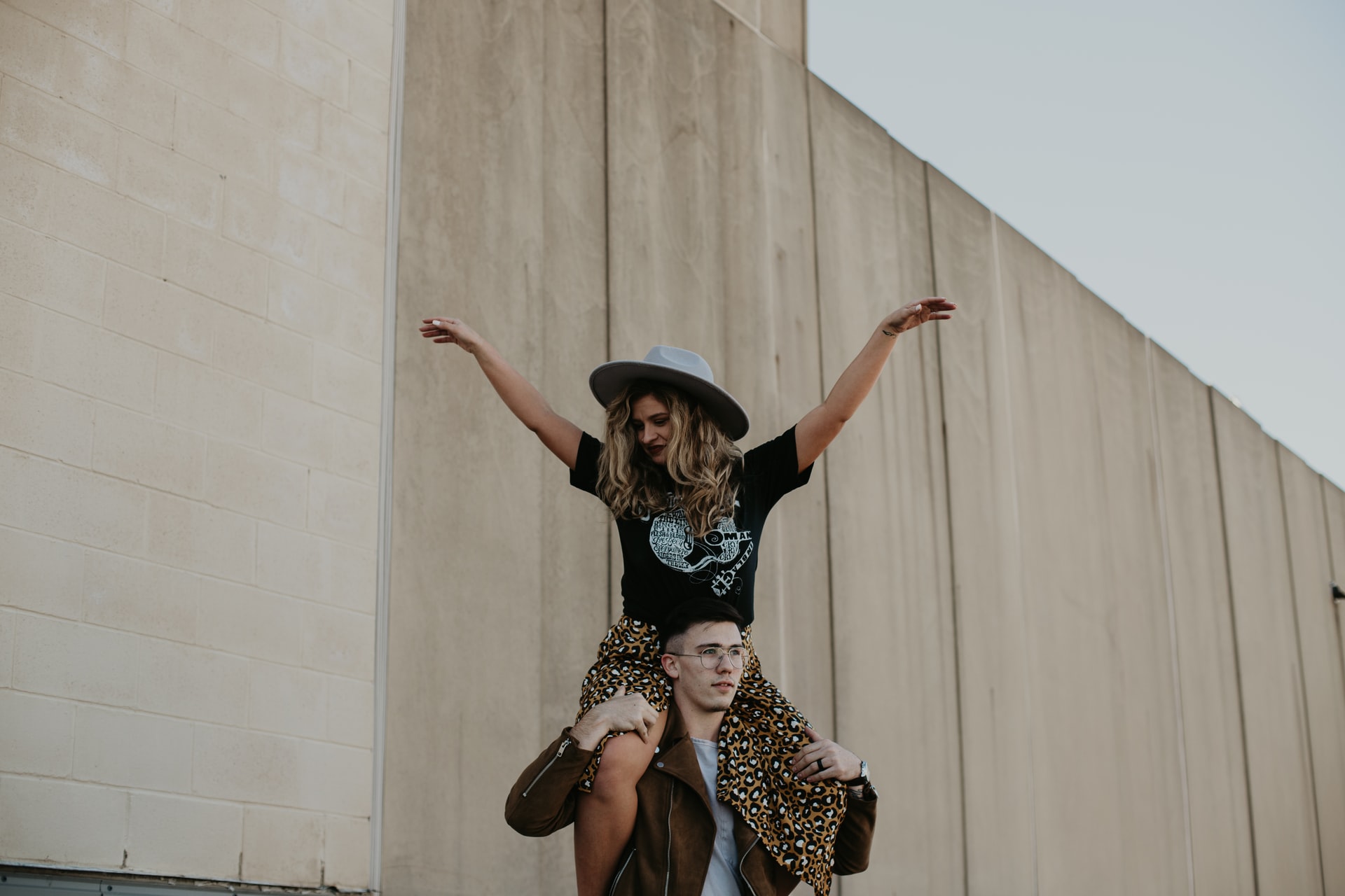 Ecstatic Dancing - Beginner Guide - Hi Boox