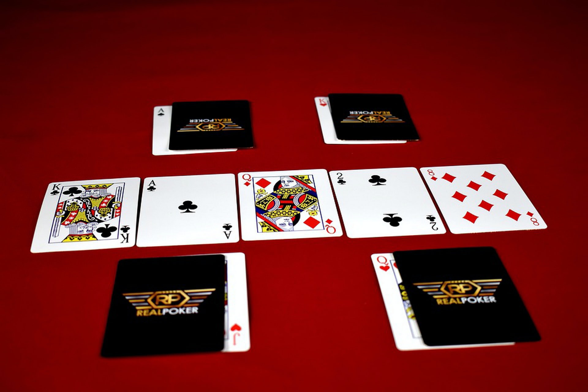 Understanding the Different forms of Poker - Hi Boox