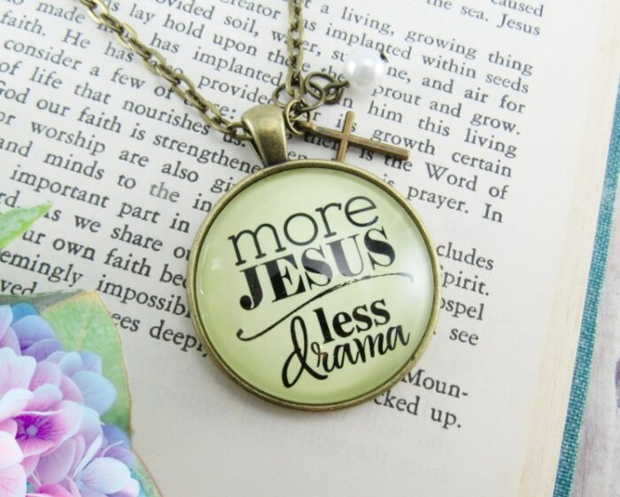 Styles of Christian-Themed Jewelry and Tips for Choosing - Hi Boox
